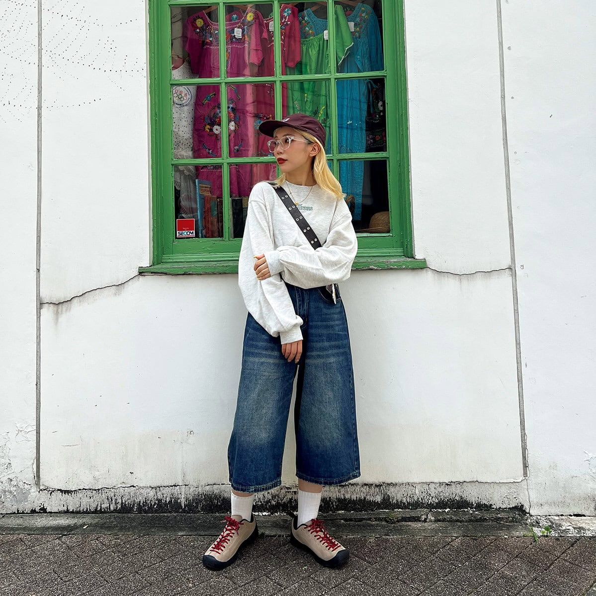 【SNAP】大きめハーフパンツにはショートスウェット！湯田桃花さん | TRILL【トリル】