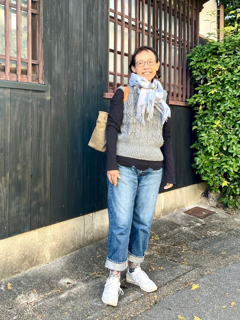 【関西スナップ】ボーイッシュなデニムスタイルは、靴下で遊んで愛らしく | TRILL【トリル】