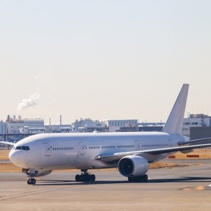 『JAL』で一時帰国した女性→突然CAから“渡されたもの”に驚き「心のこもったサプライズ」 | TRILL【トリル】