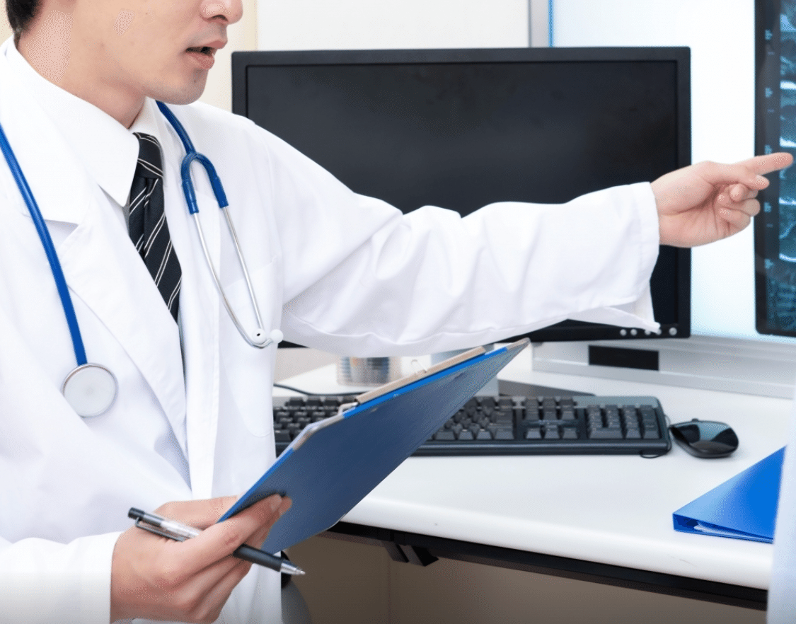 20年以上通うかかりつけ医で“昔話”をしたら…医師の“意外な反応”に苦笑いしたワケ | TRILL【トリル】