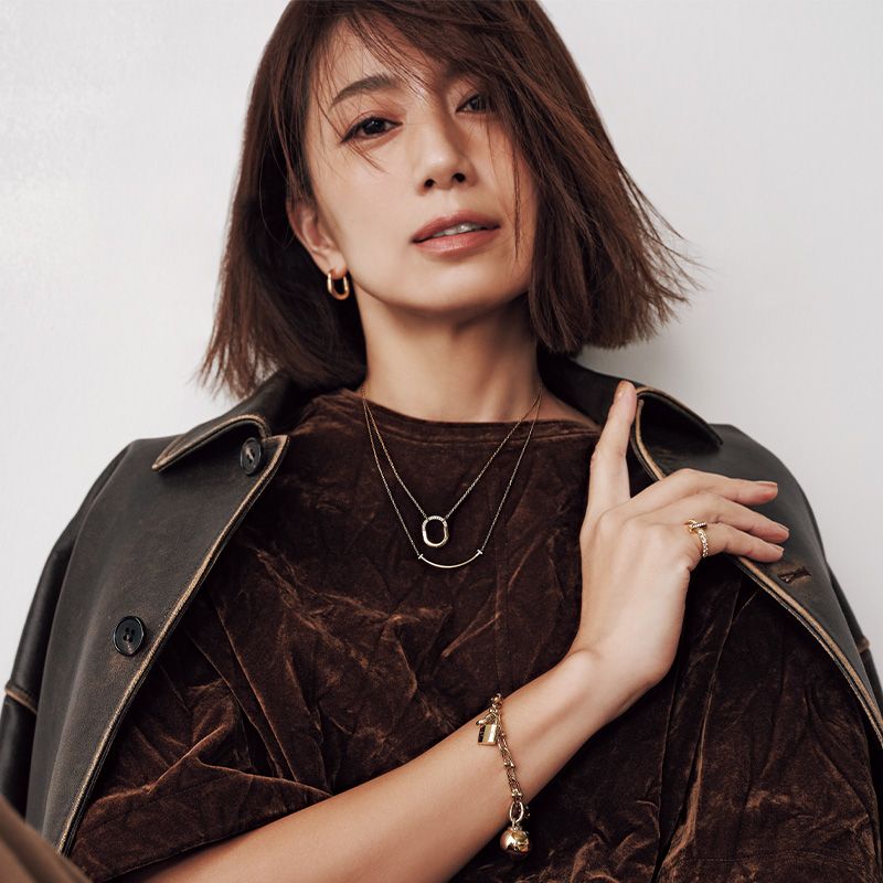 【ティファニー】アイコンジュエリーは「華やかゴールド」が新潮流！ | TRILL【トリル】