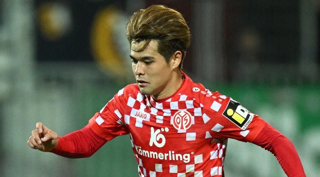 日本代表に呼ばれなくなった23歳MF、「いまや守備の要」とドイツで大絶賛される！ | TRILL【トリル】