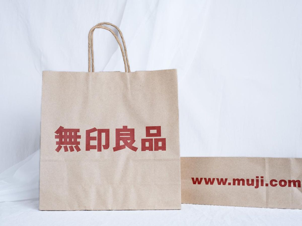 バサッと羽織るだけ！【無印良品】オンオフOK！「高見えジャケット」 | TRILL【トリル】