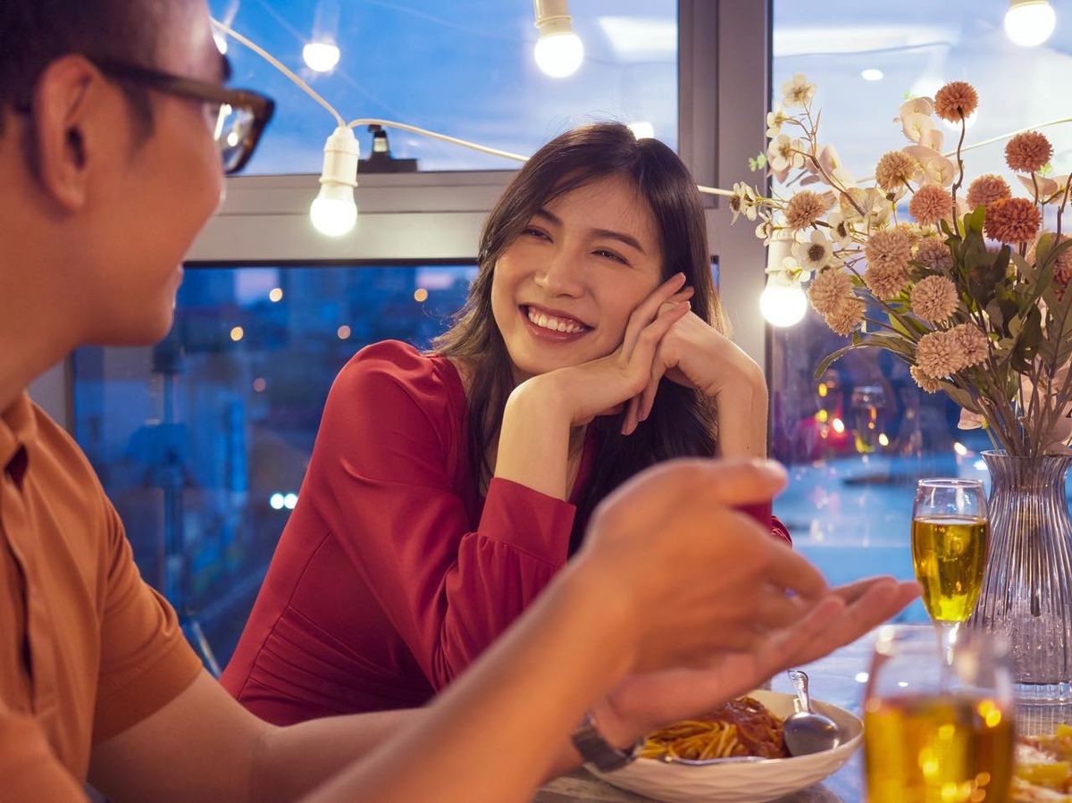 彼を振り向かせたい。本命の男性に好意のサインを送る「コツ」 | TRILL【トリル】