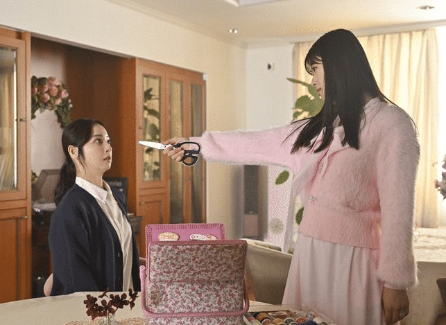 「今期ダントツ」「アングル超怖い」彼女しか考えられないほど“ハマり役”と大きな話題に…！【TBS深夜ドラマ】 | TRILL【トリル】