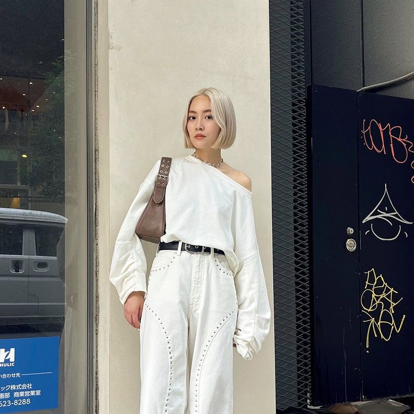 【SNAP】着まわし力抜群！ワンショルダーにもなるスウェット♥佐藤令菜さん | TRILL【トリル】