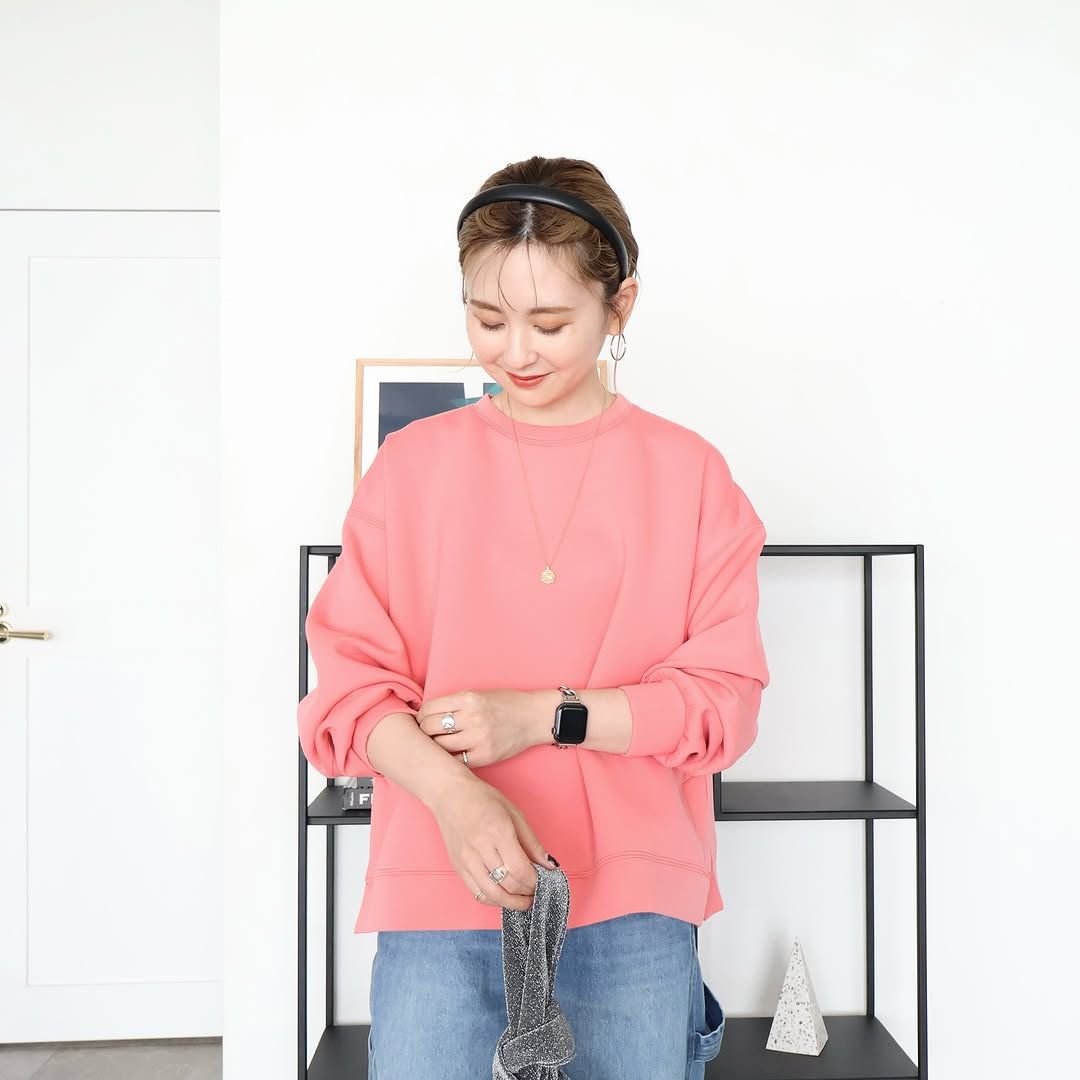 1,000円台！【AMERICAN HOLIC】ロングシーズン着回せる「優秀トップス」 | TRILL【トリル】