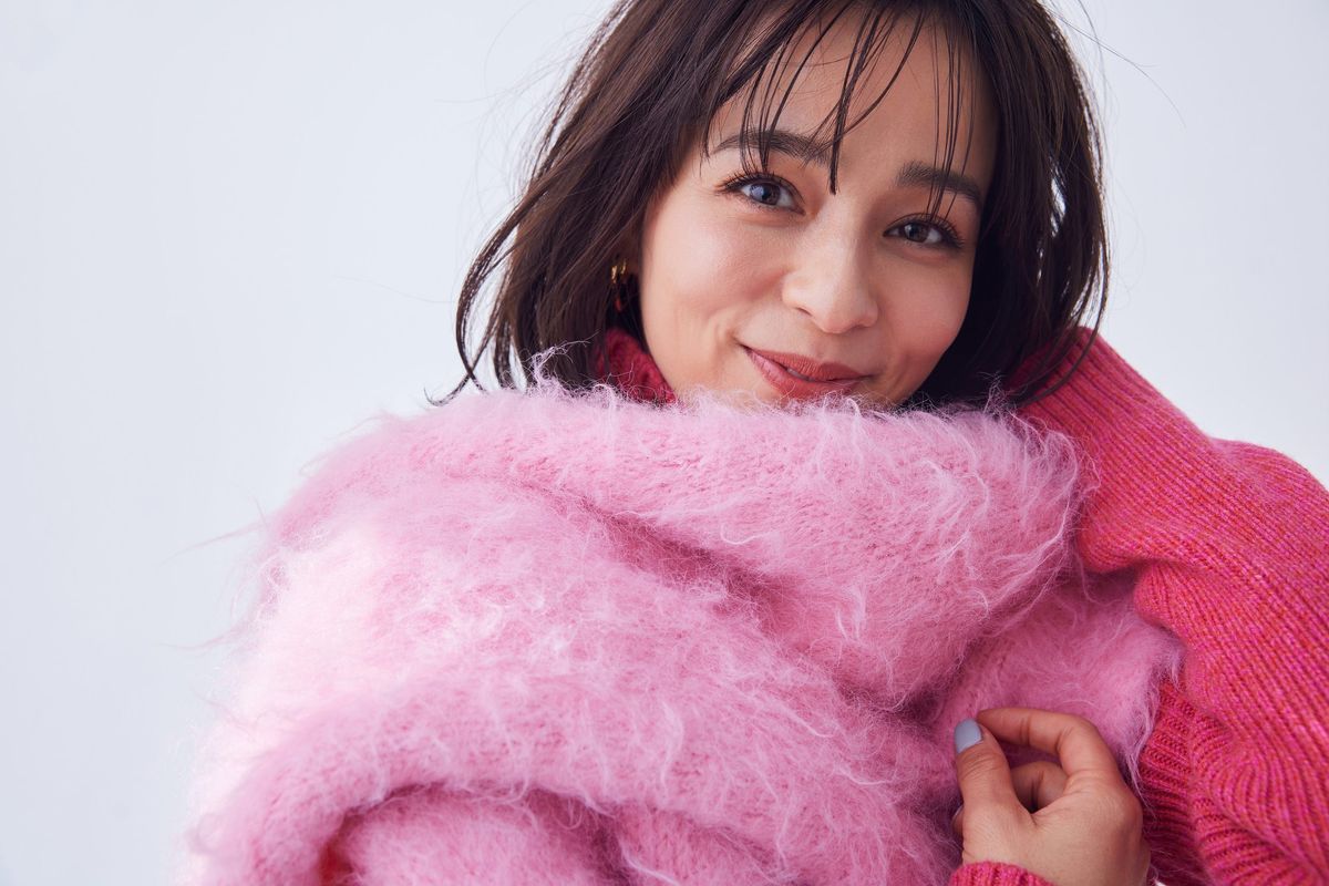 加藤ローサさん（39） 夫・松井大輔さんとのドラマみたいな出会い、そして結婚生活「うちの夫は…」 | TRILL【トリル】