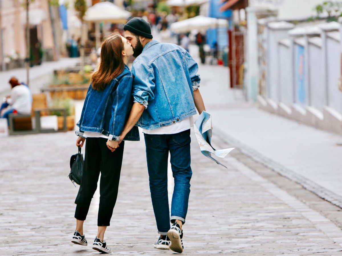 愛情が最大限に高まっている証。男性が本命女性だけにする「特別行動」 | TRILL【トリル】