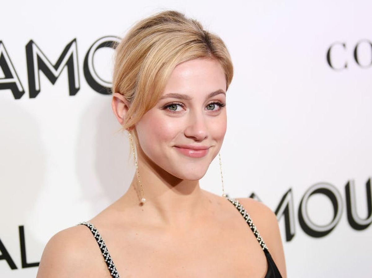 リリ・ラインハート、『リバーデイル』撮影中に摂食障害だったと告白 | TRILL【トリル】