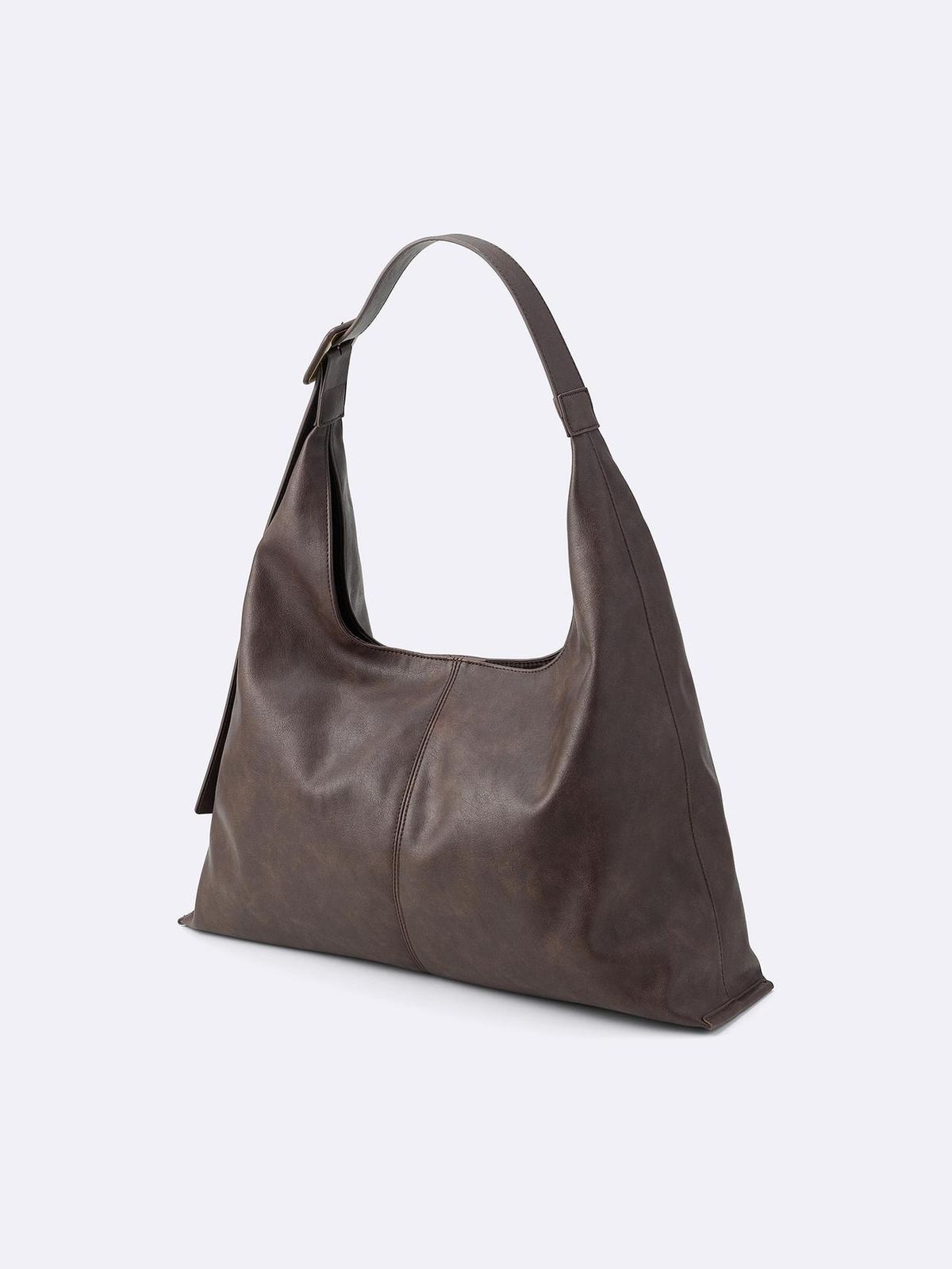 今すぐ【GU】にダッシュ！ 大容量で超便利な「高見え100点バッグ」 | TRILL【トリル】