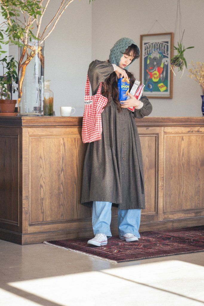 手編みの帽子がキュート！ワイドデニムでカジュアルにまとめて【FUDGE FRIEND おしゃれさんの毎日コーディネート vol.495｜うさみ】 | TRILL【トリル】