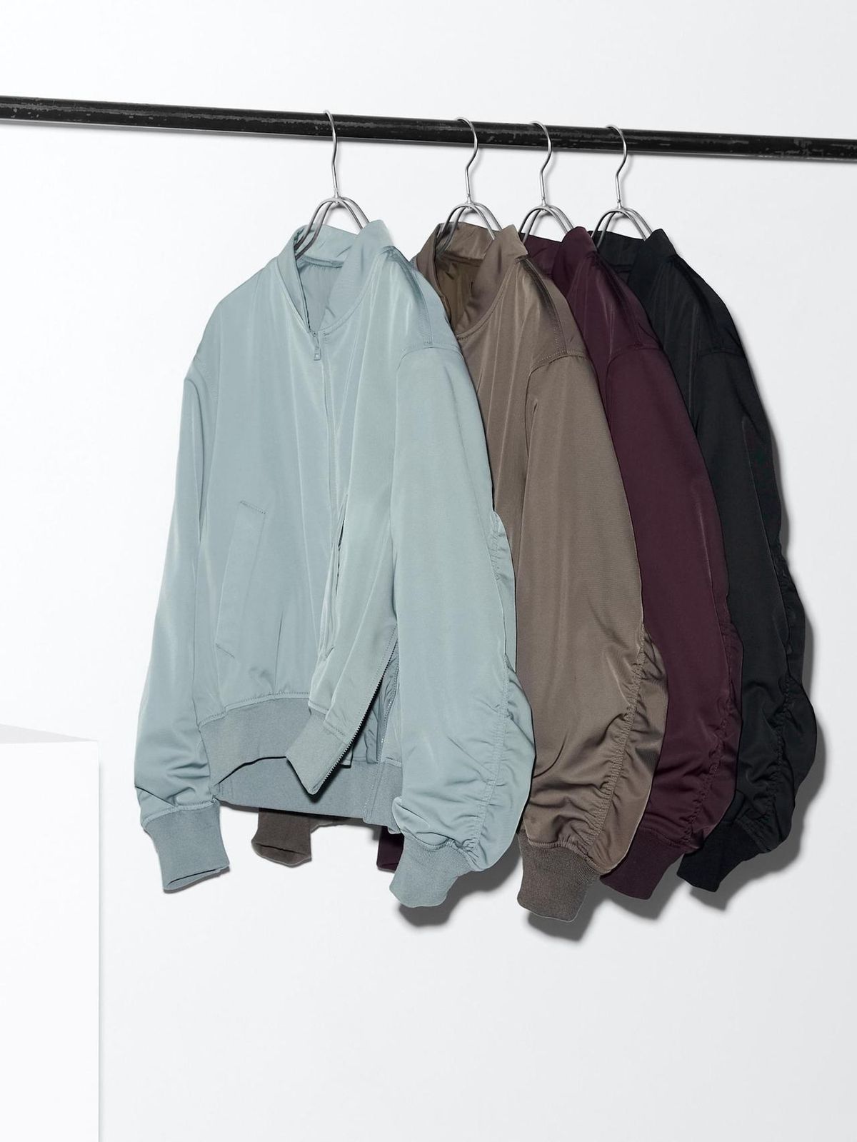 【UNIQLO : C】春までにゲットしたい「ライトアウター」 | TRILL【トリル】