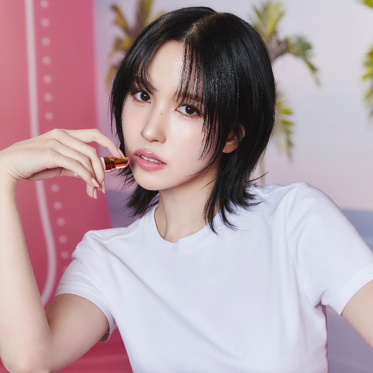 TWICE MINAさんのお気に入りカラーは？ 「シャネル ルージュ ココ ボーム（シャイン）」のイベントの様子をお届け | TRILL【トリル】