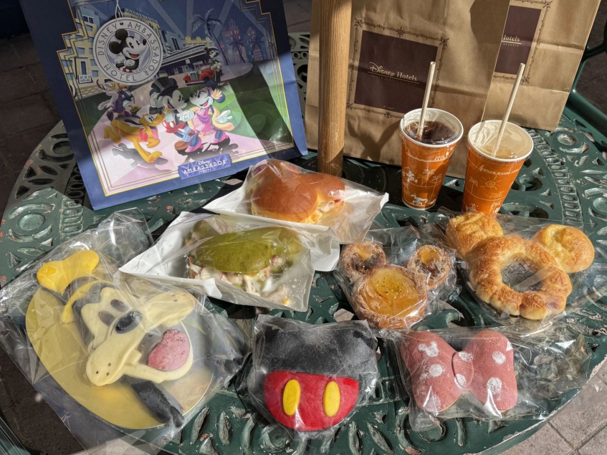 「パークに入らなくても買えちゃう♡」【チックタック・ダイナー】にはディズニーモチーフのパンがいっぱい！ | TRILL【トリル】