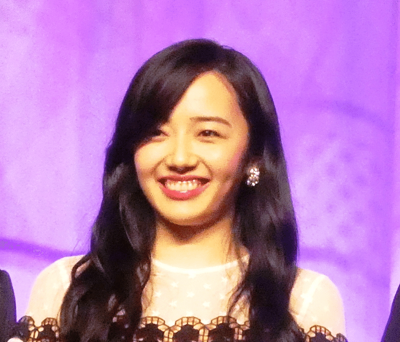 「役者辞めたらいいんじゃない？」苦悩の下積み…10時間の“濃厚シーン撮影”に体当たりした『演技の振り幅がエグい女優』とは？ | TRILL【トリル】