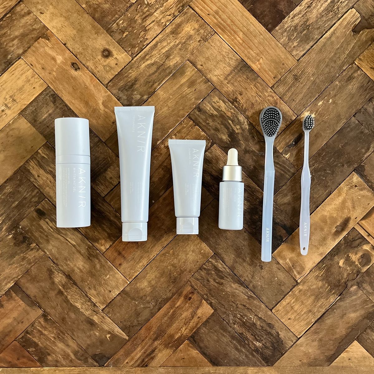 使い心地もデザインも最高！ 梨花の【アクニー】オーラルケア全使用レポ | TRILL【トリル】