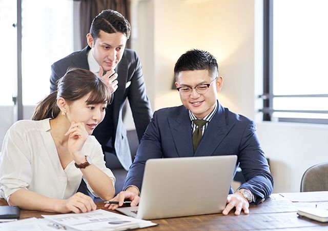 敬語を使いこなすには？ポイントと基本パターンをお教えします。 | TRILL【トリル】