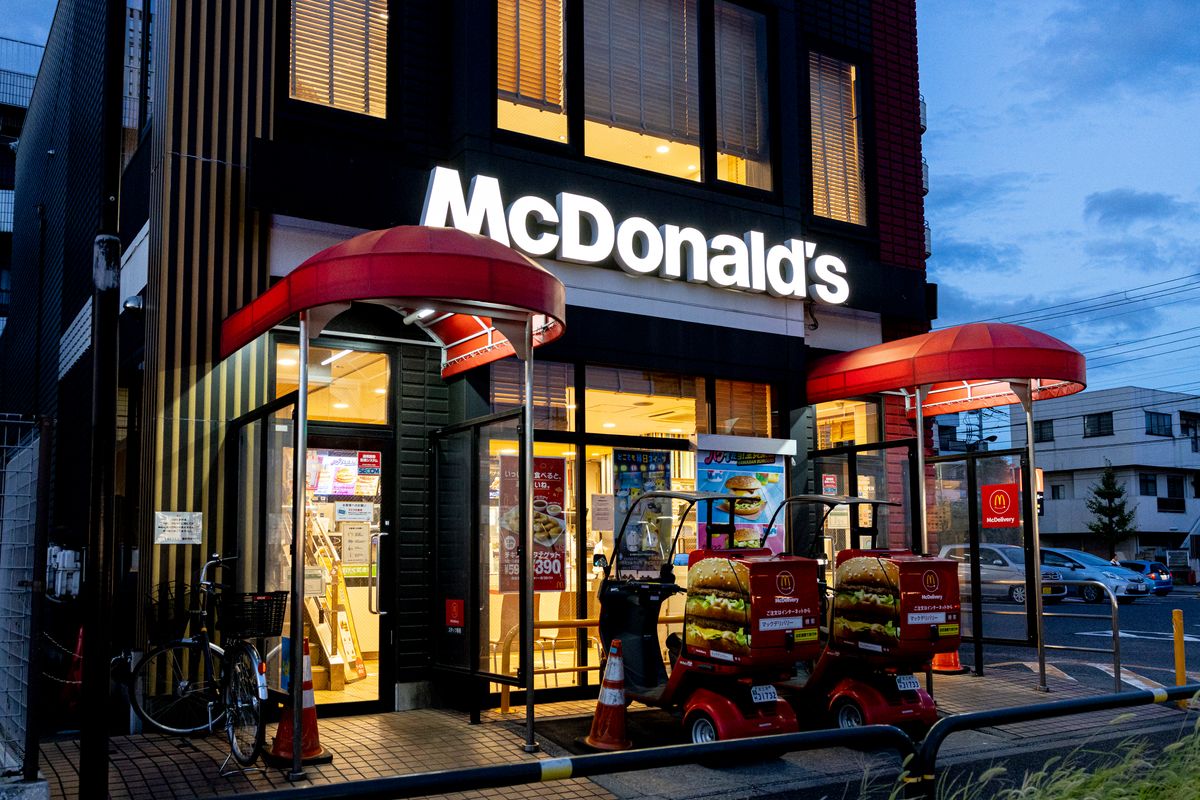 マクドナルドで「給料日夜なのに小学生ラッシュ」地域も、なぜ？現役クルーが語った“ウラ事情” | TRILL【トリル】