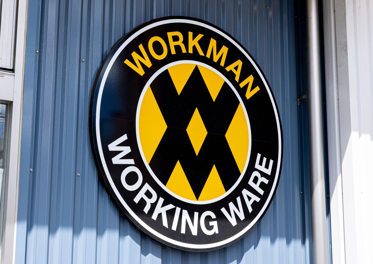 【ワークマン】“980円シャツ”が最高。夏コーデに欠かせません！「ヘビロテ」「生地や色も最高！」の声も！ | TRILL【トリル】