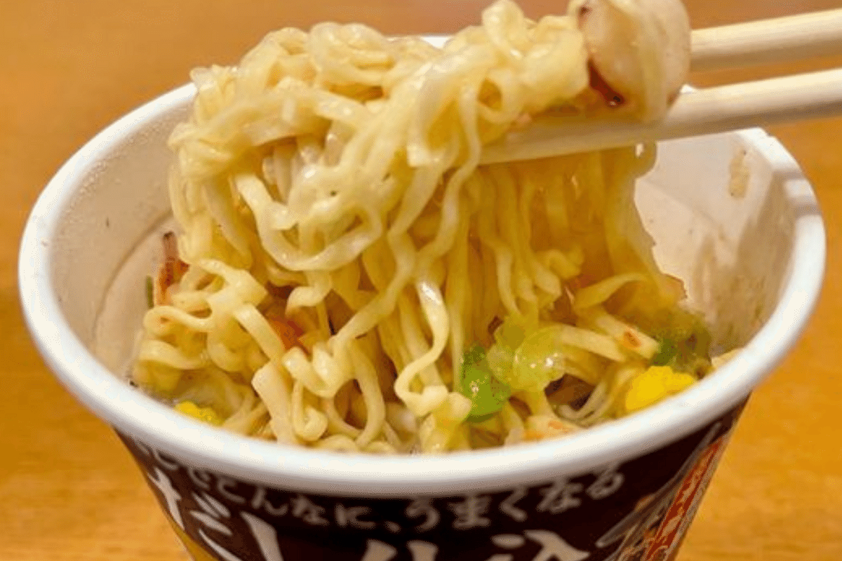 【日清カップヌードル】“だし仕込バージョン”が絶品すぎた…！SNSでは「おいしすぎる」「とても上品」との声も！ | TRILL【トリル】
