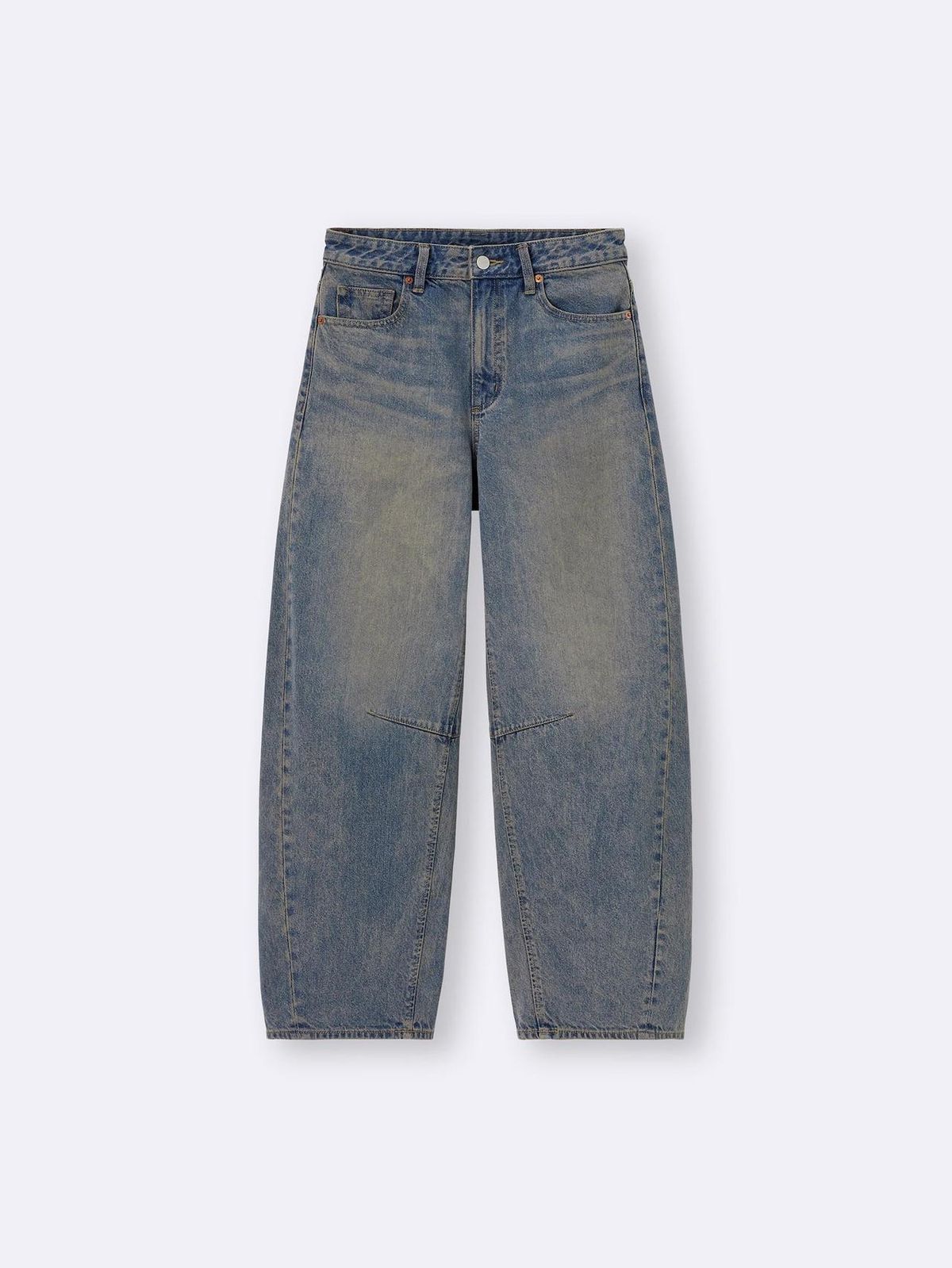 SNSでも話題沸騰♡ 【GU】脚盛れる！「神シルエットジーンズ」 | TRILL【トリル】