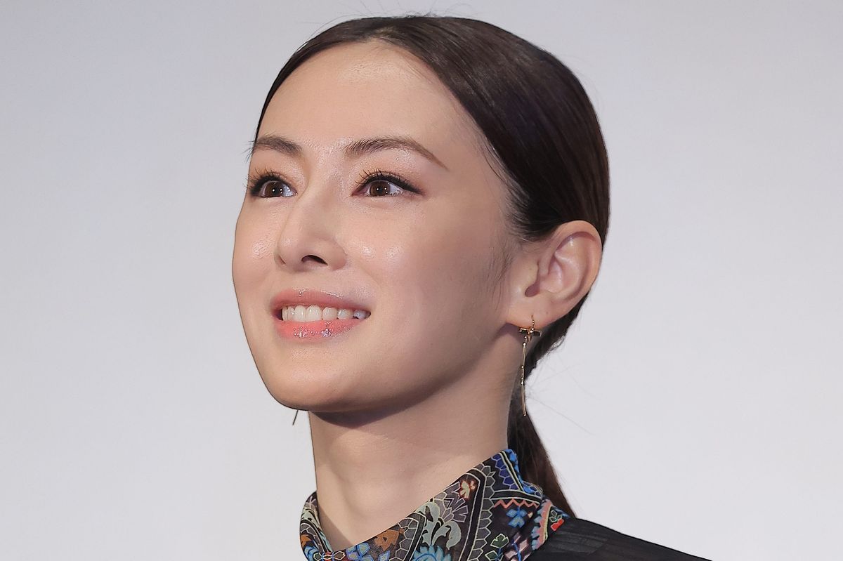 「結婚できるならなんでもする」300人に聞いた…！『北川景子』を超える“結婚相手が羨ましいと思う女優”とは？ | TRILL【トリル】