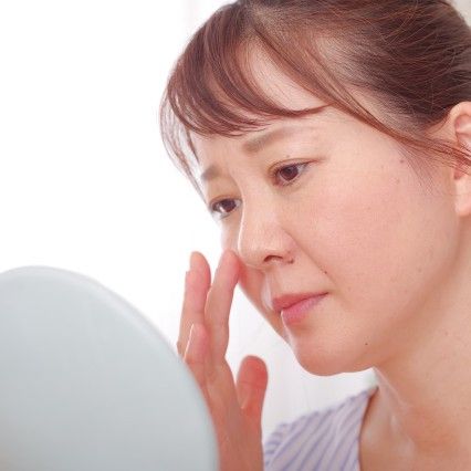 やっている人多いけど…実は『老け見えメイク』に→やりがちな“5つのNGポイント”とは？【プロが解説】 | TRILL【トリル】