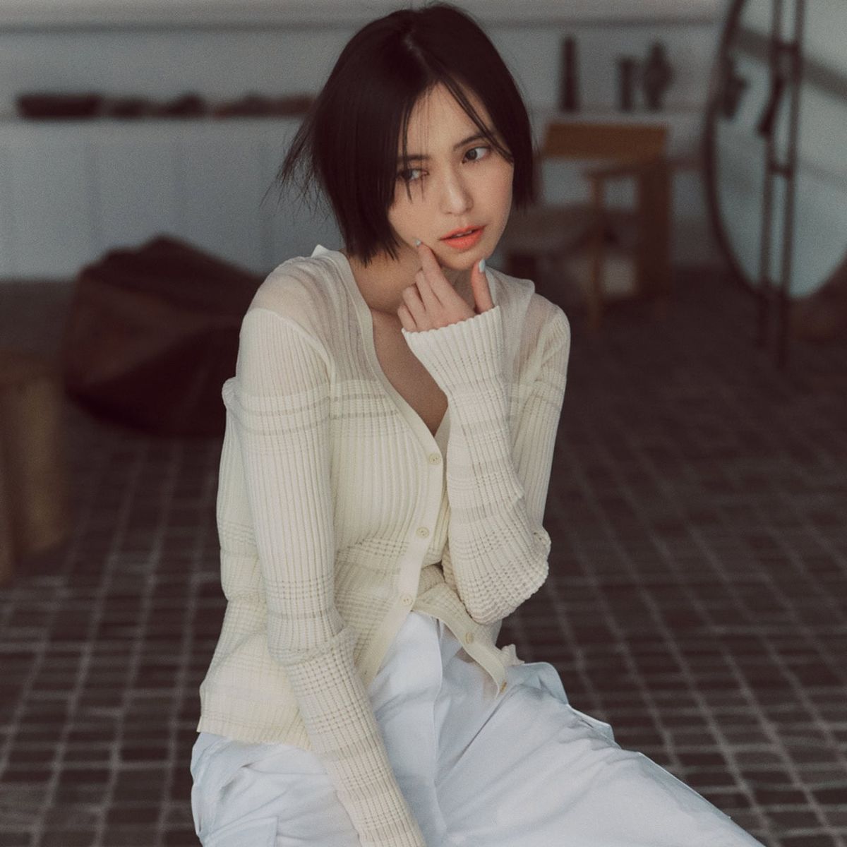 実はワンピも狙い目。おしゃれな40代が支持する【セオリー】の名品6選 | TRILL【トリル】