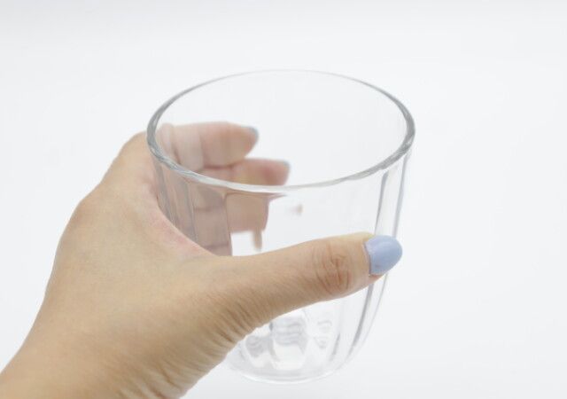 「ダイソーさんこれなんで200円？」使ってみたら値段に納得！シンプルだけ優秀なグラス | TRILL【トリル】