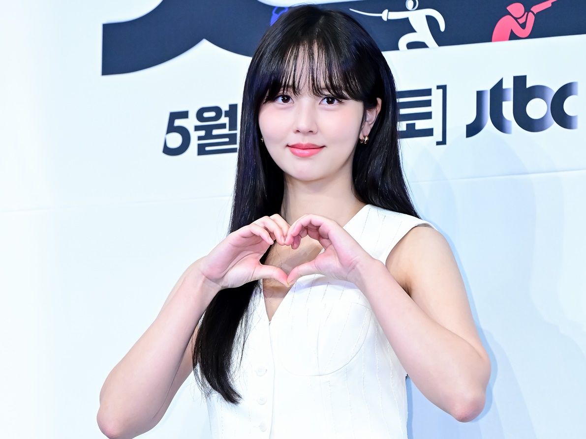 キム・ソヒョンが明かす他人から見た自分の真実「みんな、意外と正確に私を見てる」 | TRILL【トリル】