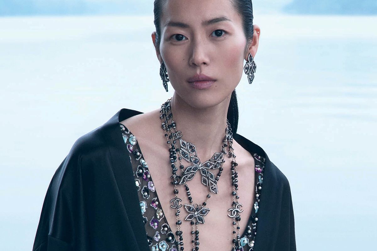 ティルダ、リウ・ウェン、ルルが妖艶に纏う。シャネル2024−25年メディエダールコレクションのキャンペーンヴィジュアルが公開。 | TRILL【トリル】