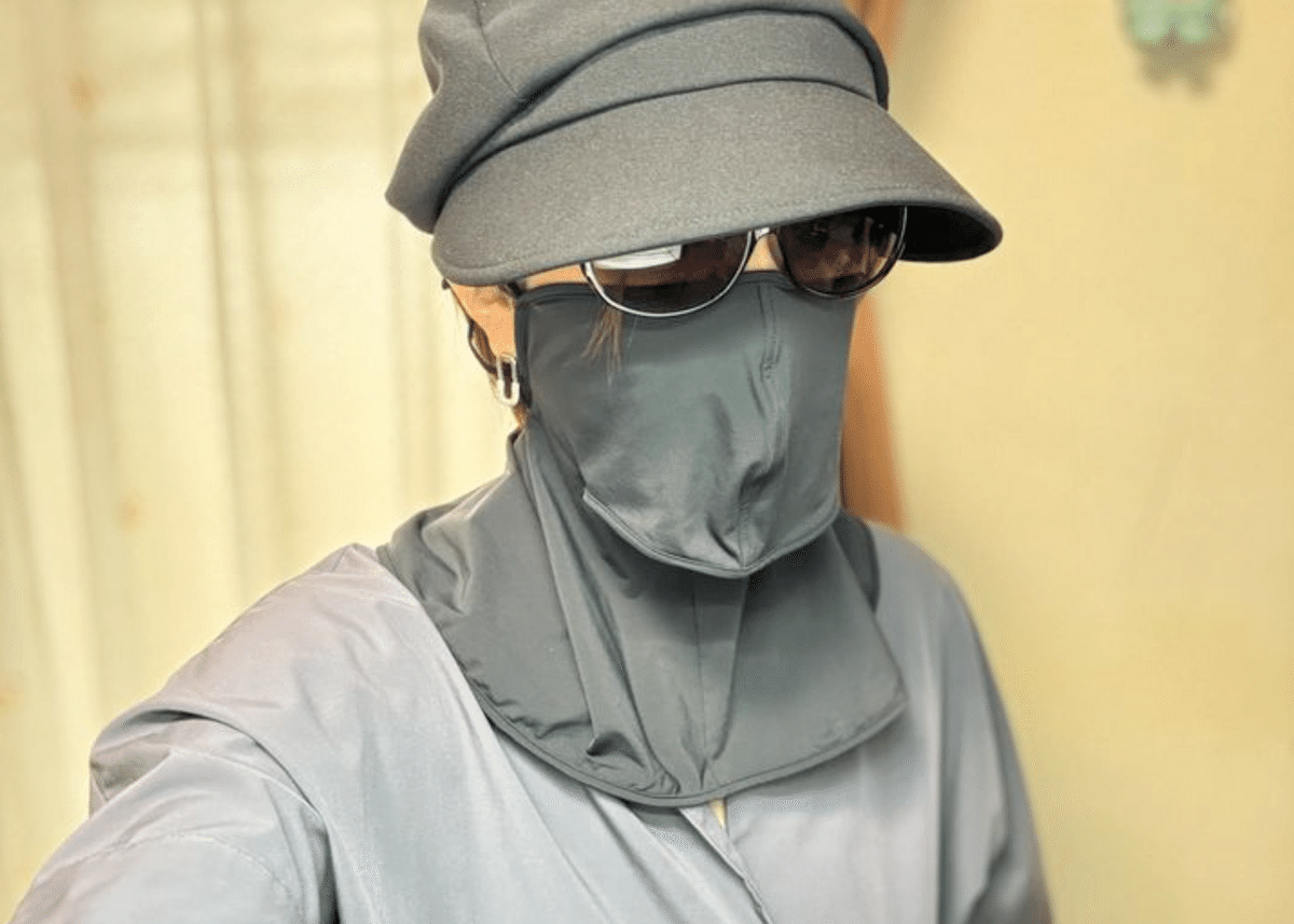 【ユニクロ】“1,500円UVカットのアイテム”が超優秀…！「しっかりカバー」「真夏でも不快感無し」の声も！ | TRILL【トリル】