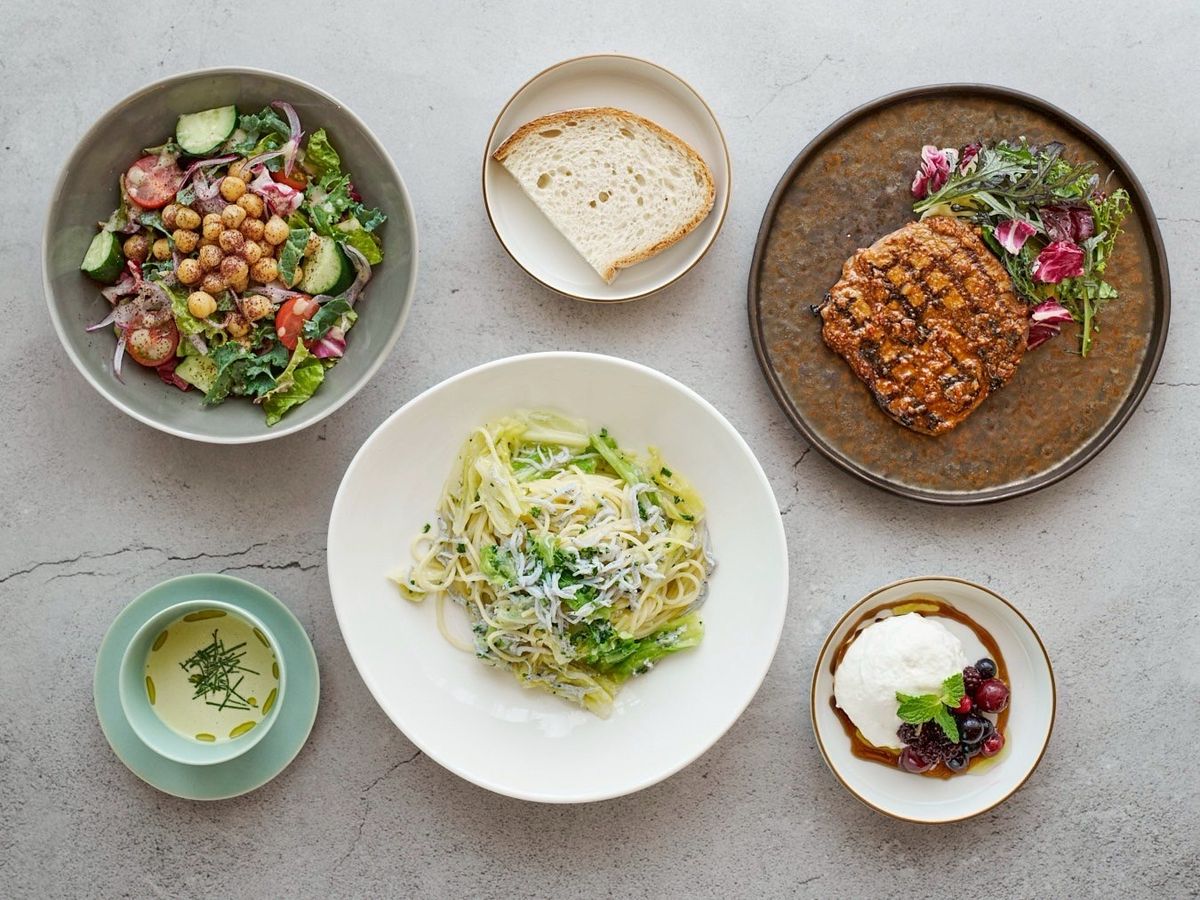 ＜平日限定2,200円～＞オシャレ空間でコスパ なパスタランチは見逃せない！@青山 | TRILL【トリル】