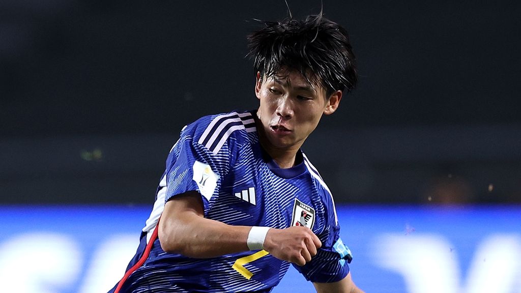 J1昇格争いの地方J2チーム、22歳DFがドイツ2部リーグへ完全移籍！「スポンサー企業」に感謝したワケ | TRILL【トリル】