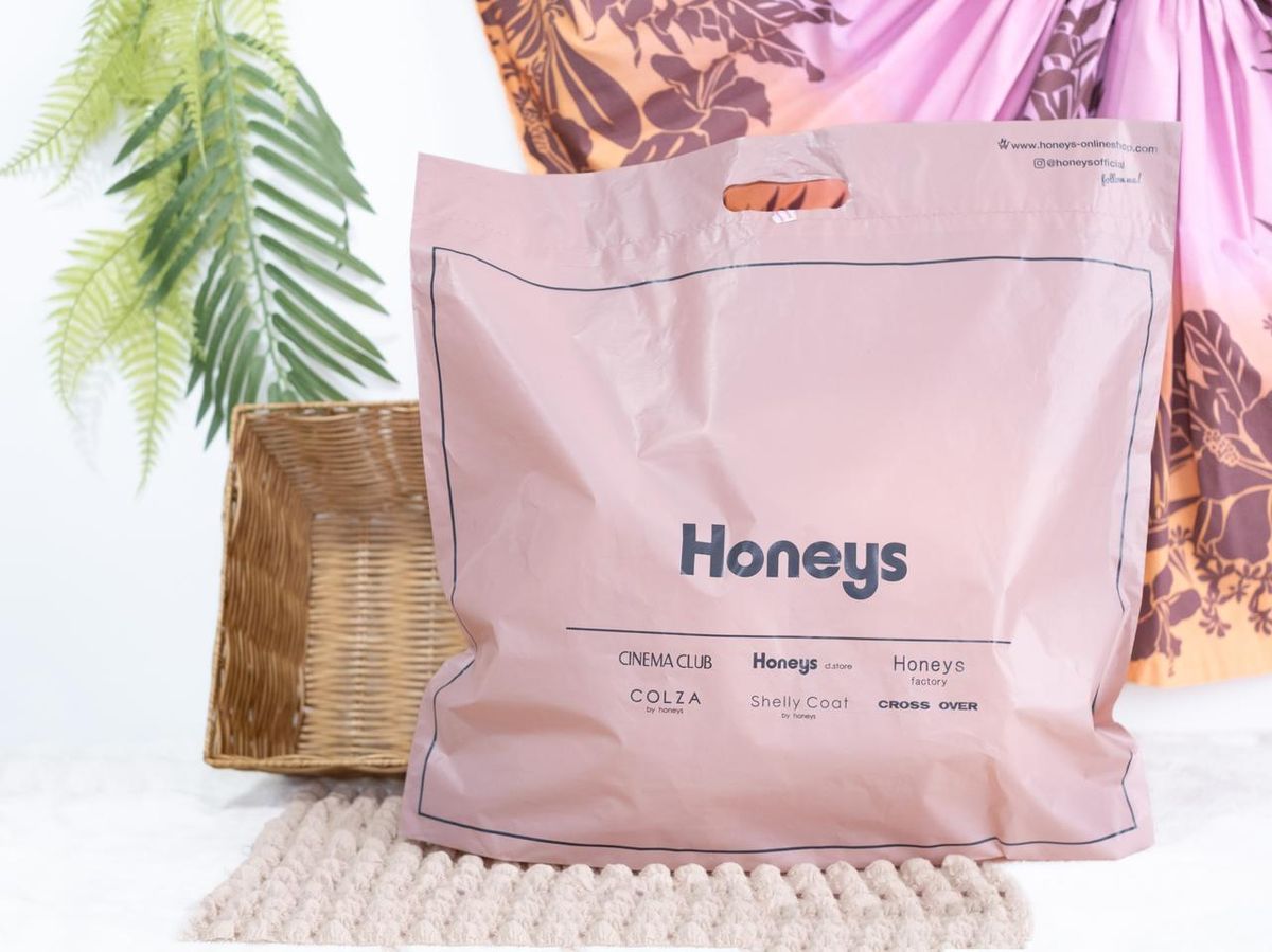 夏の秘密兵器！【ハニーズ】ひんやり & UVカット「上品トップス」 | TRILL【トリル】