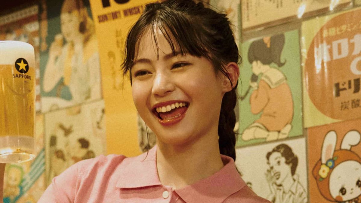 男女ウケ抜群♡ 夏の万能アイテム「ピンクポロトップス」着回しコーデ特集 | TRILL【トリル】