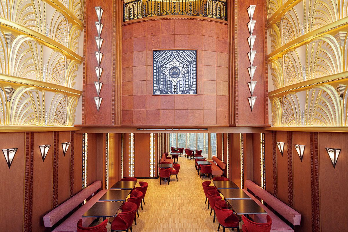 オペラ座近くに新たな観光スポット。コンシェルジュ常駐のリュクスな映画館とは？【シネマティックなパリ vol.4】 | TRILL【トリル】