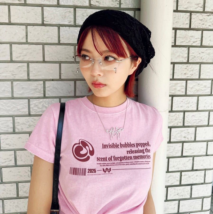 【SNAP】ピンク×レッドのTシャツが主役♡ 佐々木美結さん | TRILL【トリル】