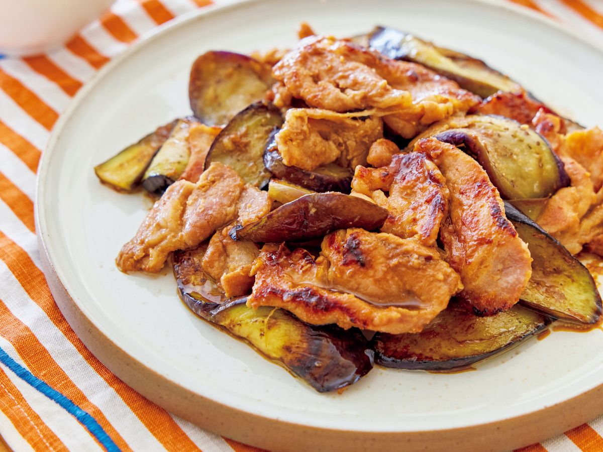 〈黄金比〉で味がピタッと決まる！豚×なすの「みそしょうが焼き」がご飯泥棒すぎ。 | TRILL【トリル】