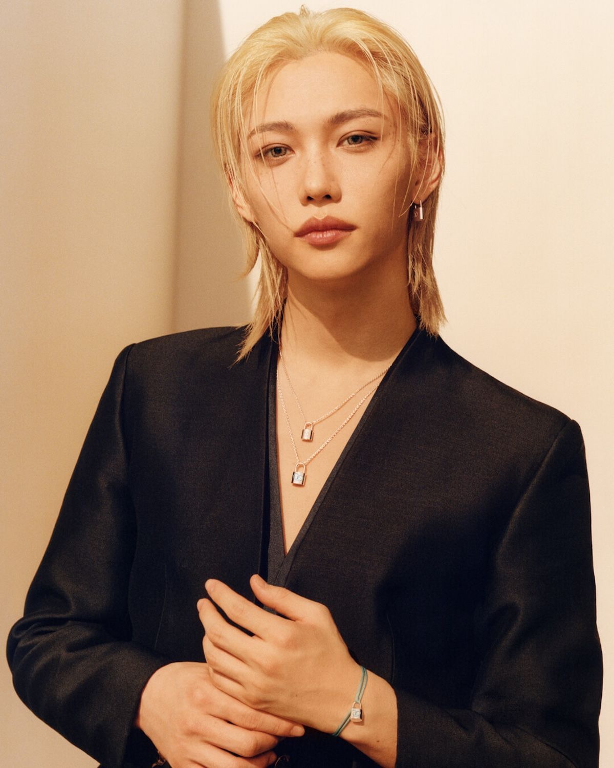 Stray Kidsのフィリックスがデザインに参加！ルイ・ヴィトン「シルバー・ロックイット」の新作が発売 | TRILL【トリル】