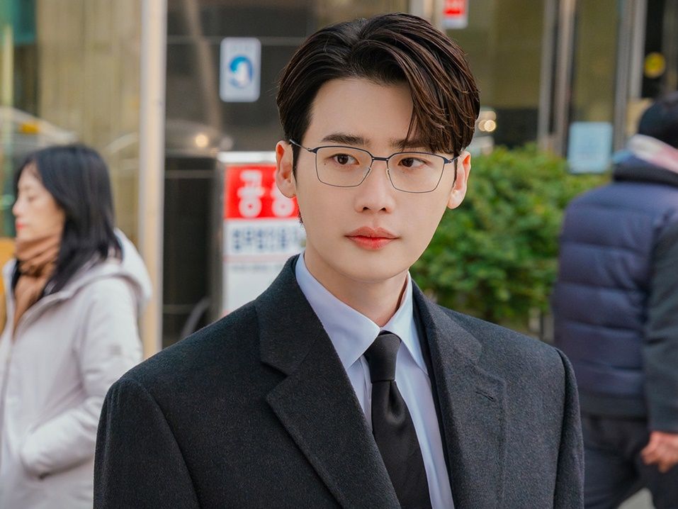 U-NEXTで配信中の話題作『瑞草洞』で見せた成熟と深み、イ・ジョンソクが歩んだ成長の軌跡 | TRILL【トリル】