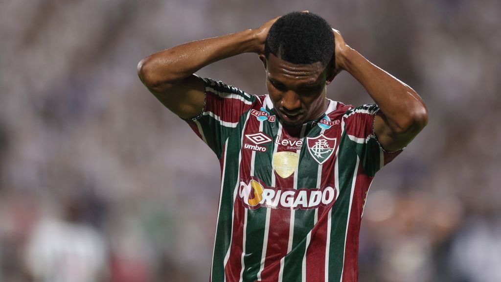 Jリーグ名門に大激震！J1残留に向けて補強のストライカー、まさかの選手登録不可…“世界4強”チームの27歳 | TRILL【トリル】