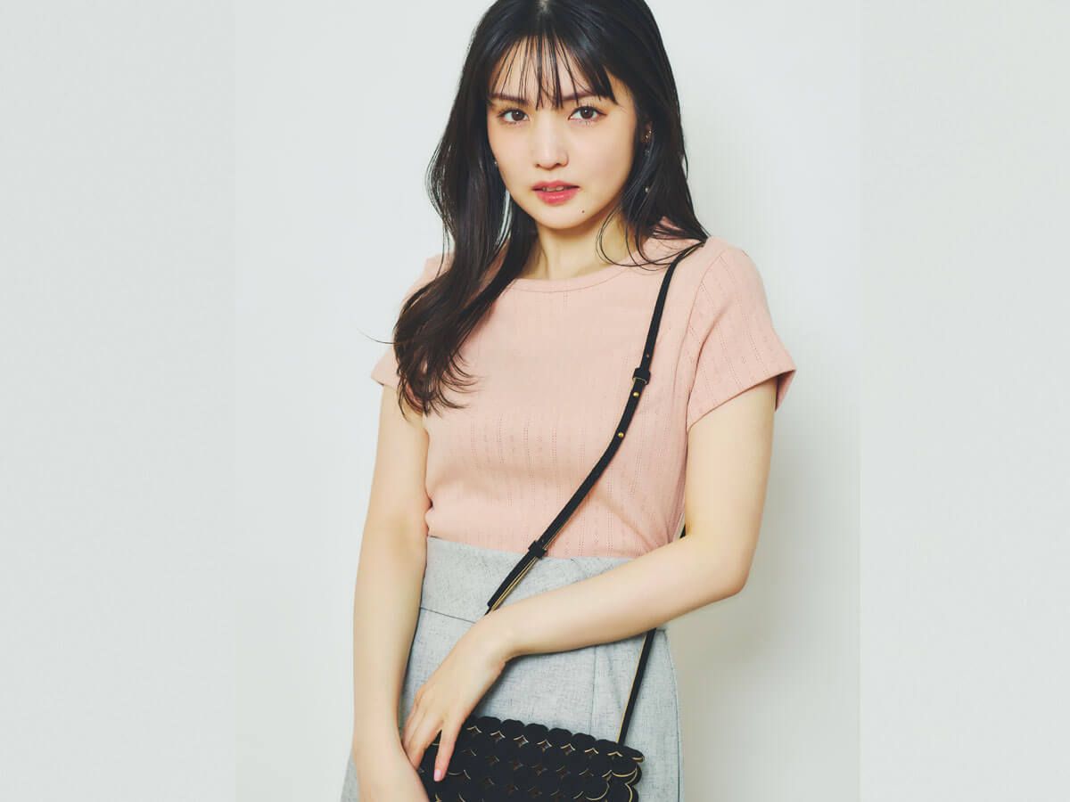 血色アップな甘ピンクで着映える！骨格ウェーブさんにおすすめなTシャツをGUで発見！ | TRILL【トリル】