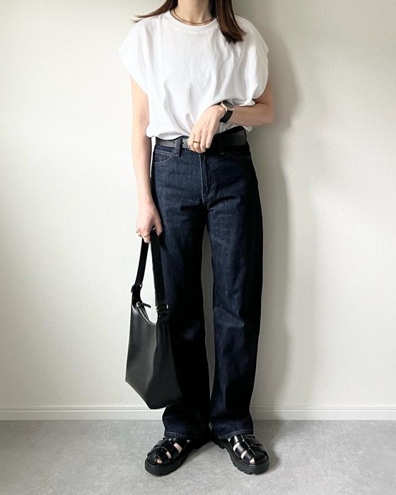 【990円】★4.6の高評価！リピーター続出中の「GU高機能Tシャツ」って！？ | TRILL【トリル】