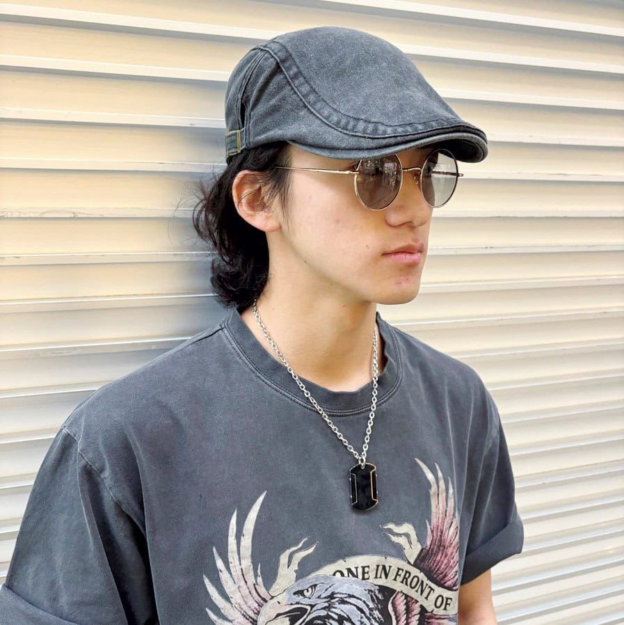 【SNAP】カラーサングラスと ネックレスをプラスして、アメカジテイ ストに！ 金子悠峨さん | TRILL【トリル】