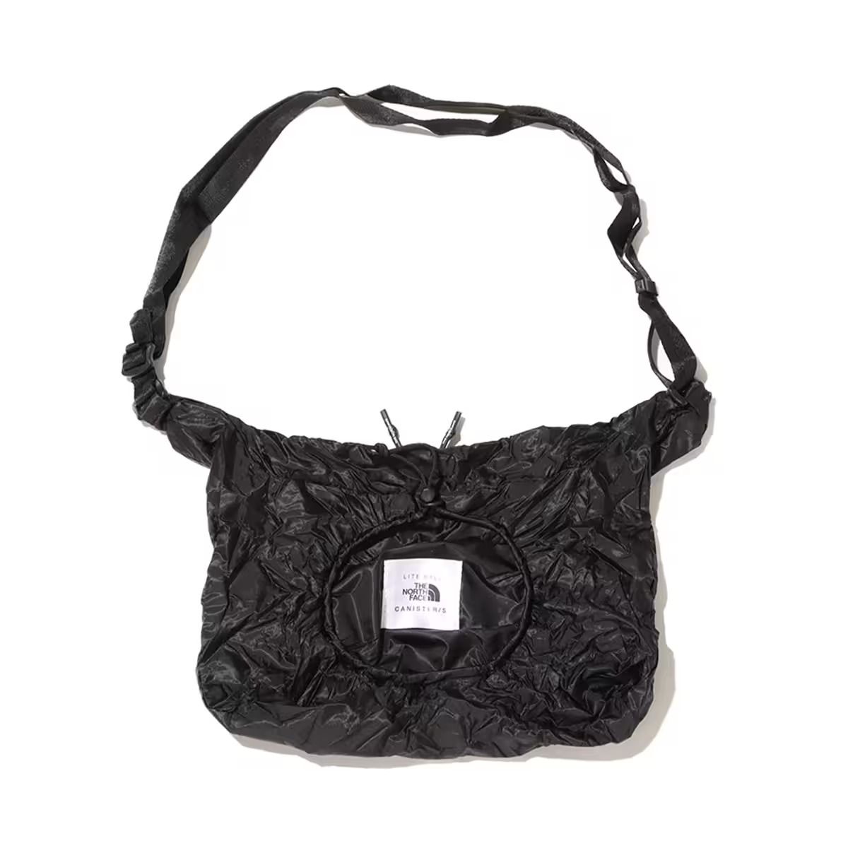 【THE NORTH FACE】大人にちょうどいい「サマ見えアイテム」 | TRILL【トリル】