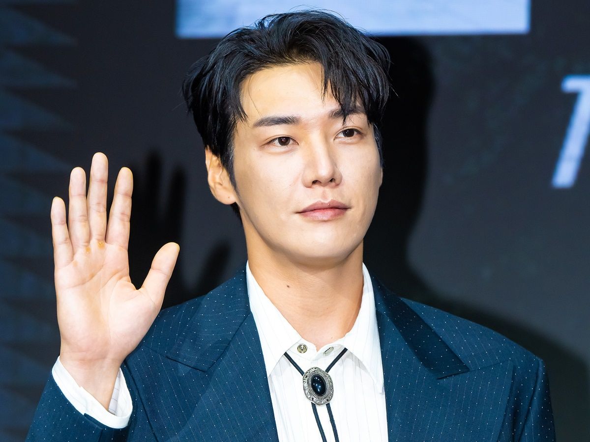 Netflix『トリガー』でキム・ヨングァンが魅せる闇のブローカーという深淵 | TRILL【トリル】