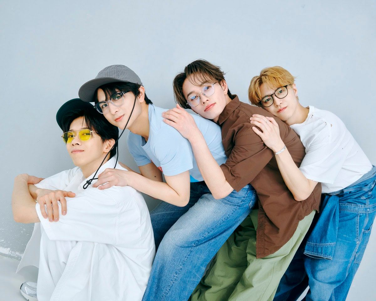 【超特急②】リョウガ＆タカシ＆マサヒロ＆ハルのTシャツ×メガネSNAP【リョウガ「装飾品をつけたい」】 | TRILL【トリル】