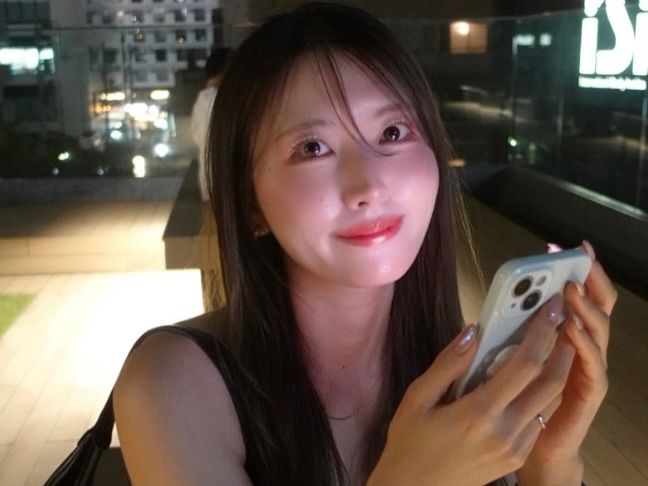 『元ミスコングランプリ美女』ピタッとワンピースで“超絶神スタイル”公開！露出度高めな夏コーデに思わず夢中… | TRILL【トリル】